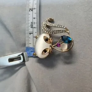 Jewelry | Vintage Cat Brooch With Coloured Stones | Poshmark